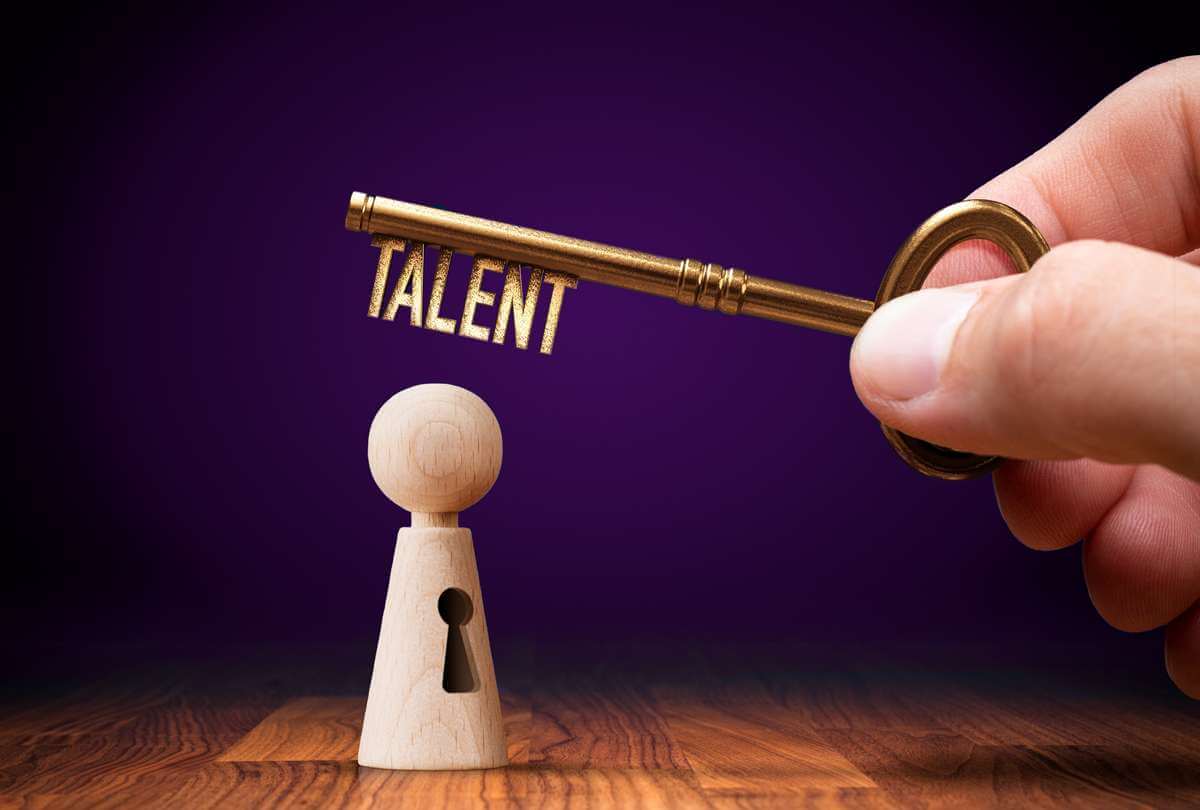 Old vs new talent management - Disruptive HR